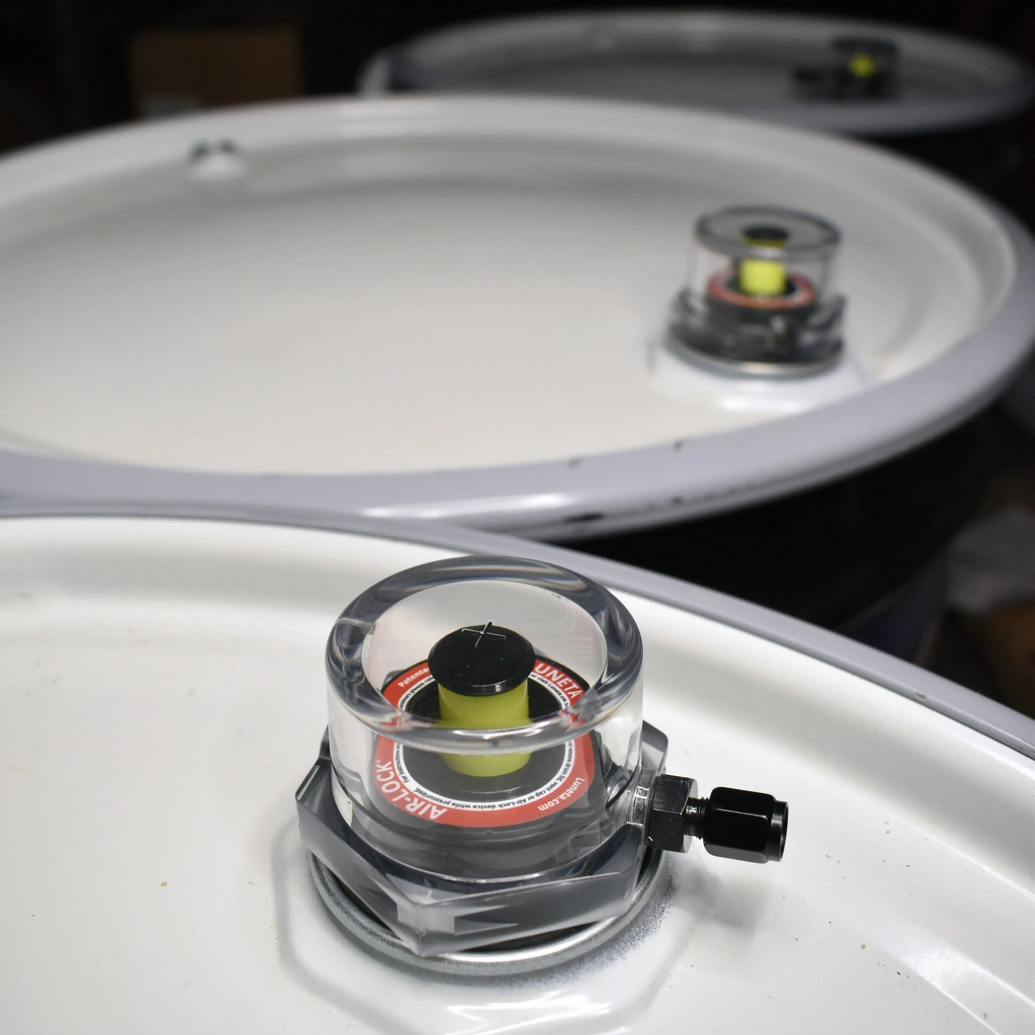 Air-Lock - Chemical and Oil Storage - Luneta LLC